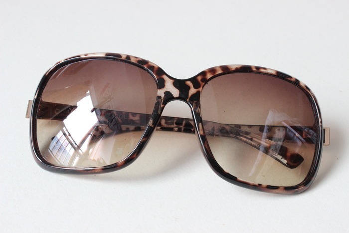 豹纹太阳眼镜高清图片下载_红动中国