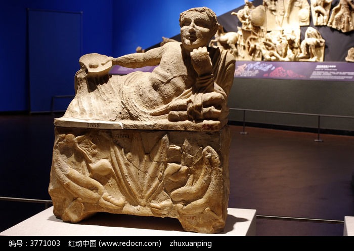 男性造型石膏骨灰瓮高清图片下载_红动中国